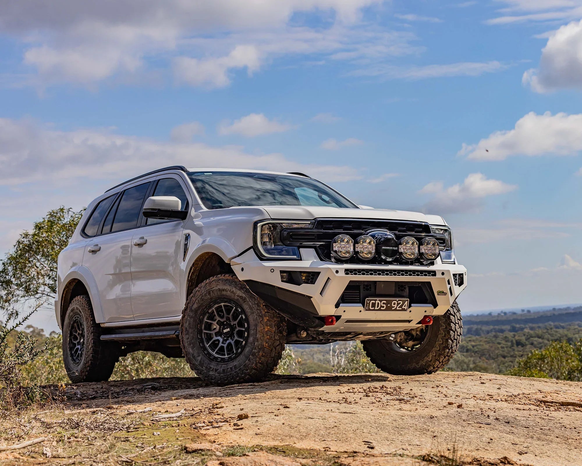 Raid Bar & Lights Kit – Ironman 4x4 International