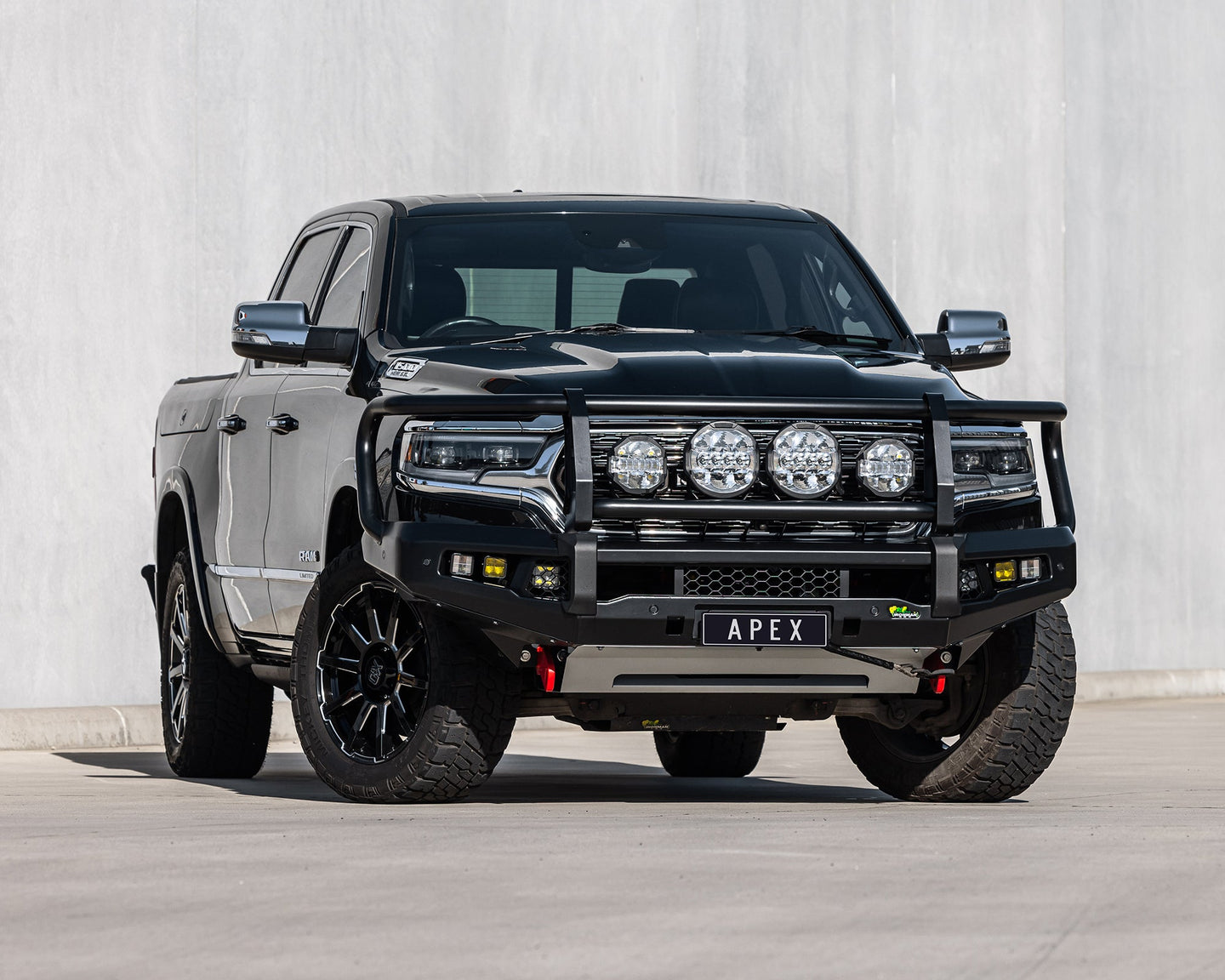 APEX Bull Bar – Ironman 4x4 International