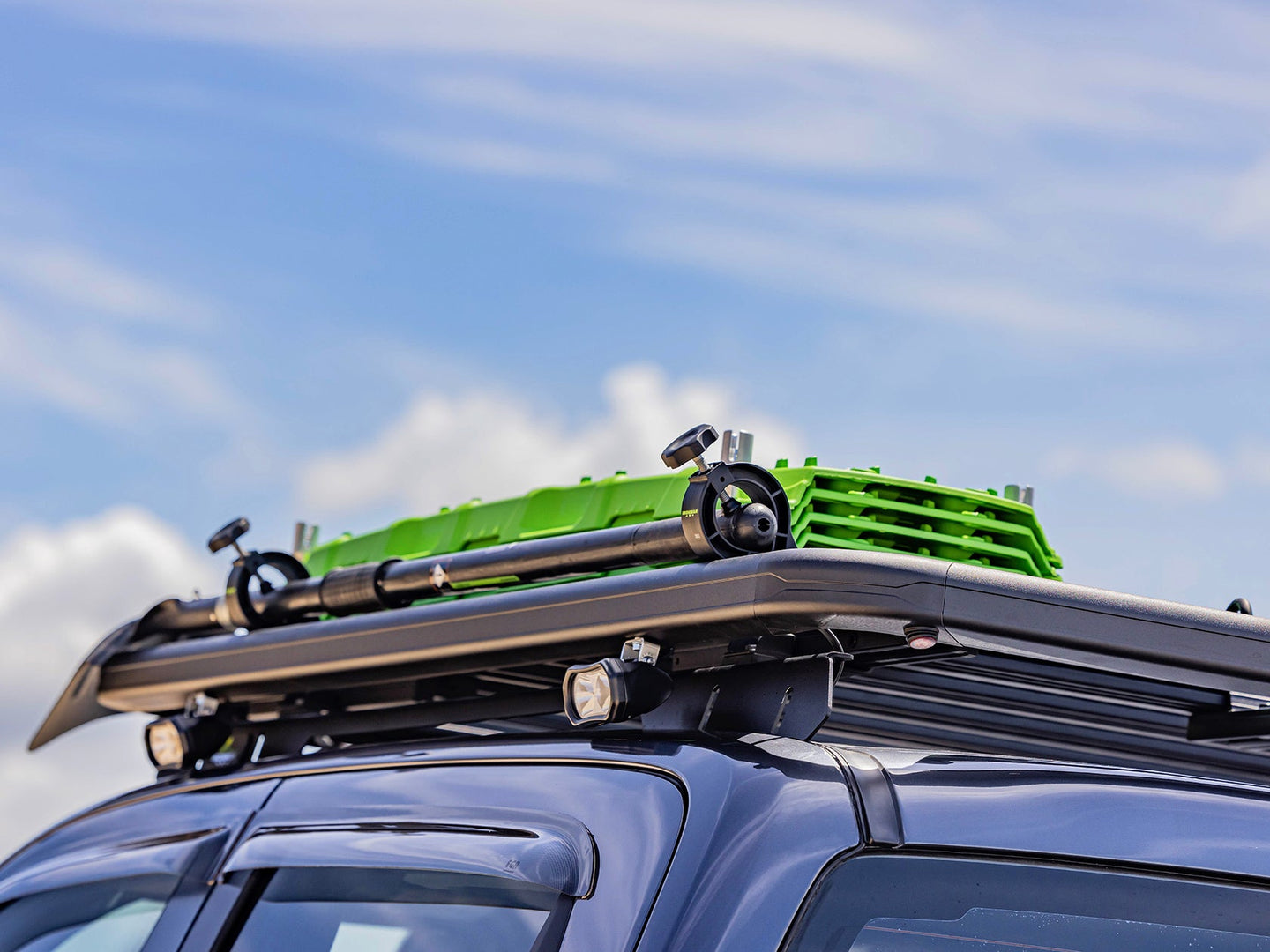 Roof Racks for Isuzu D-MAX RG 2023 – Ironman 4x4 International